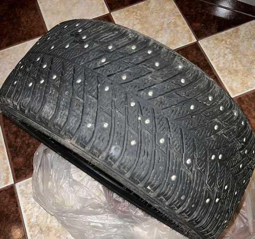 Nokian Tyres Hakkapeliitta 10p 245/40 R18 97T