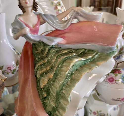Фарфоровая Статуэтка "Энн" от Royal Doulton
