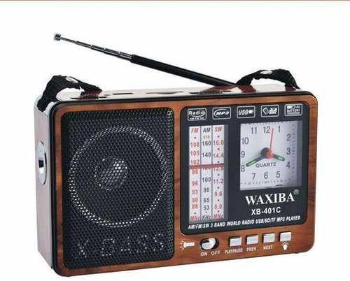 Радиоприемник Waxiba XB-401 часы/фонарик
