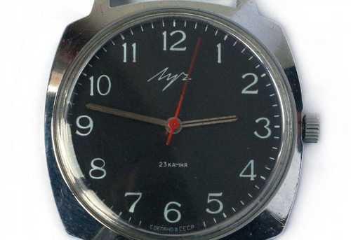 Винтажные часы Луч 2209 СССР тонкий 23 камня 1980е