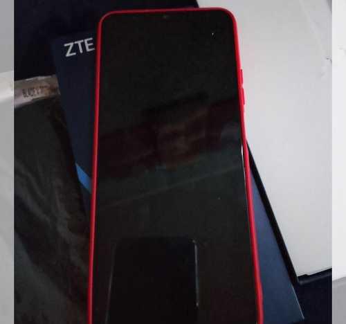 ZTE Blade, 512 МБ