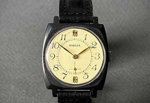 Победа «Золотая метка»-мужские наручные часы СССР