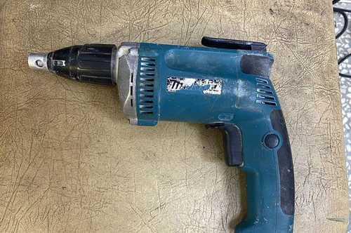 Сетевой шуруповерт Makita 6824