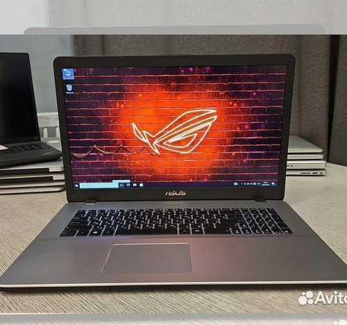 Asus 17" FHD IPS i5-7200U 12Gb/1Tb/4Gb GTX