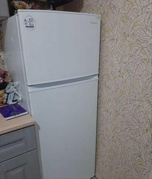 Холодильник dexp TF210D