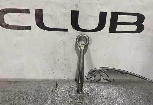 Буксировочный крюк Jaguar XF