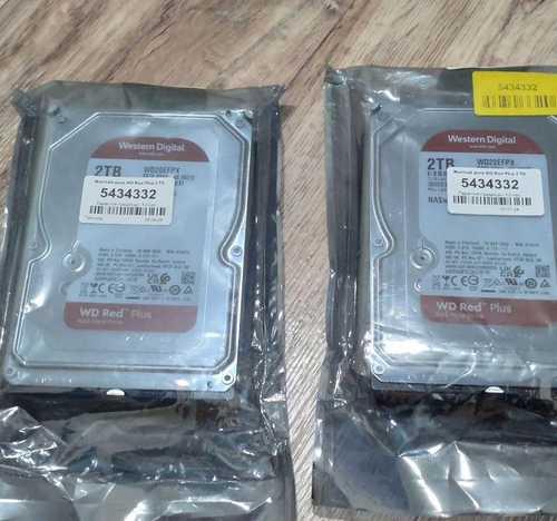 Жесткий диск новый (HDD): 3,5" на 2 тб