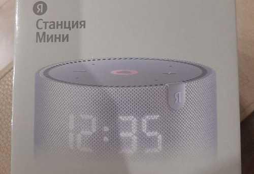 Яндекс станция мини с часами новая/серая