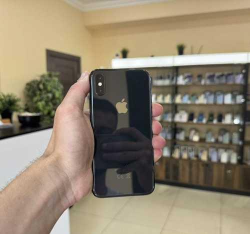 iPhone Xs, 64 ГБ