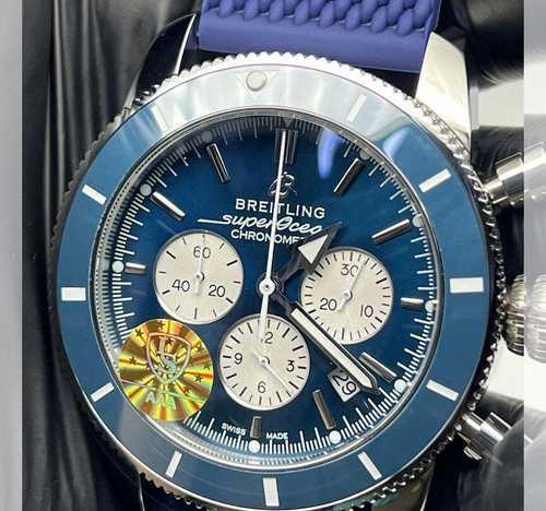 Часы Breitling Superocean Heritage Chronograph 44