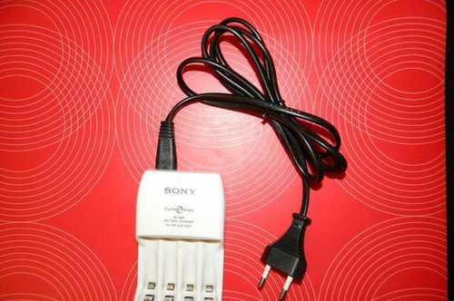 Зарядное устройство Sony BCG34HLD