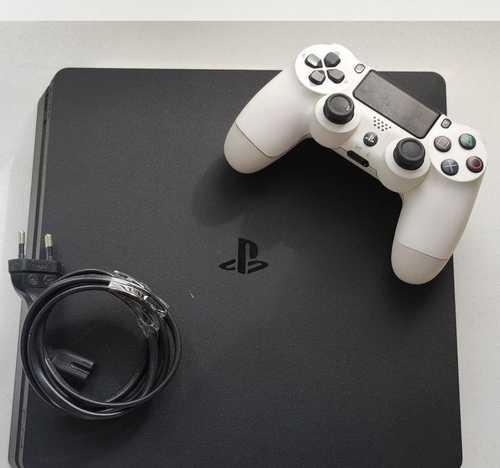 Sony playstation 4 slim