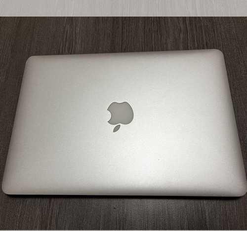 Apple macbook pro a1502 4/256