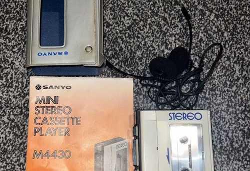 Sanyo M4430 stereo cassette player