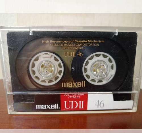 Аудио кассеты maxell, TDK, Philips