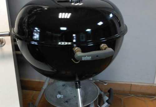 Угольный гриль Weber Classic Kettle 57 см