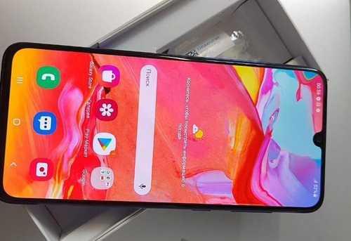 Samsung Galaxy A70, 6/128 ГБ