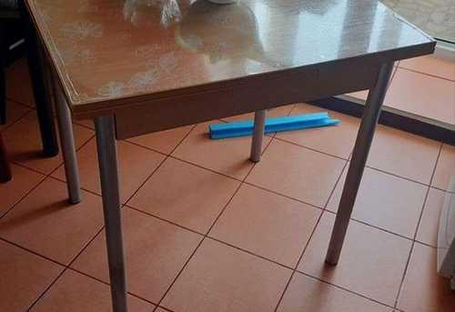 Стол кухонный раздвижной + 2 стула