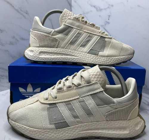 Кроссовки Adidas Retropy E5