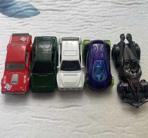 Машинки hotwheels