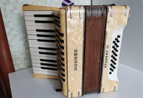 Аккордеон hohner Studen 1/2