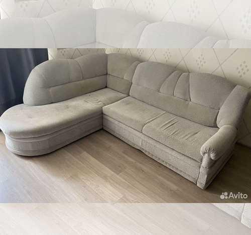 Большой угловой диван с ящиком для белья