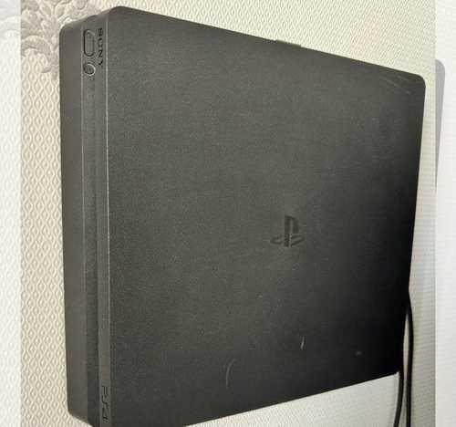 Игровая приставка Sony PS4