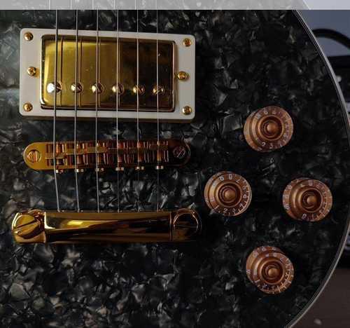 Электрогитара les paul винтаж