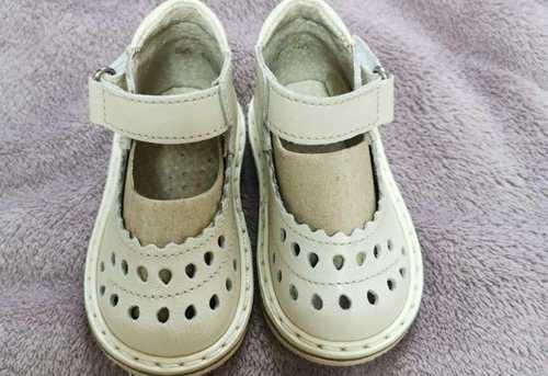 Туфли для девочки Неман р17