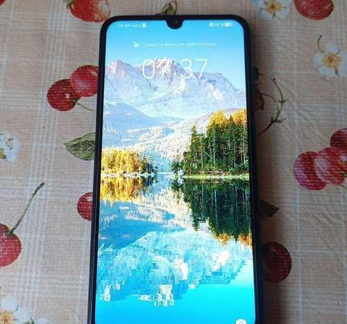 HUAWEI P Smart, 3/32 ГБ