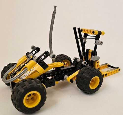 Lego Technic 8240 Slammer Stunt Bike