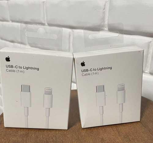 Кабель с быстрой зардкой iPhone USB-C/lighting