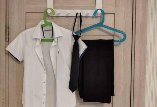 Школьная форма: рубашка, брюки и галстук 122