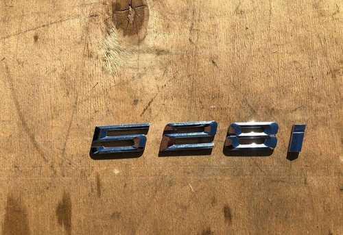 Значок эмблема шилдик надпись BMW 528 F10