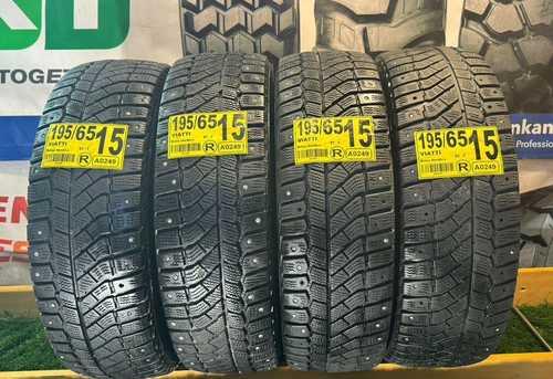 Viatti Brina Nordico V-522 195/65 R15 91T