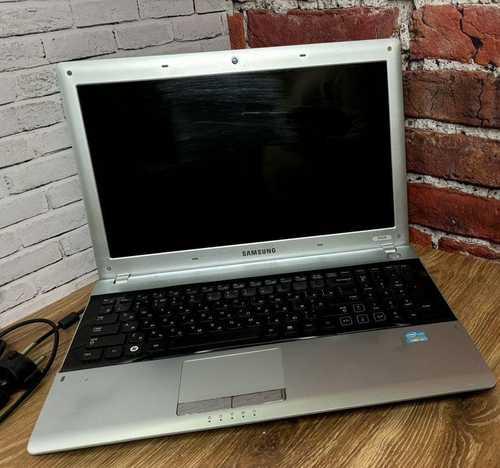 Ноутбук Samsung RV520 i3-2310m/GT 520M на запчасти