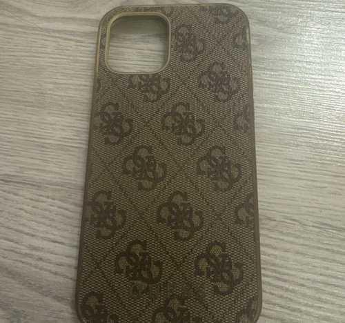 Чехол на iPhone 12 guess