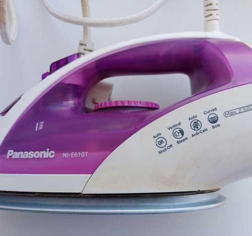 Утюг Panasonic NI-E610T