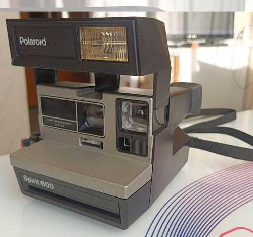 Polaroid Spirit 600