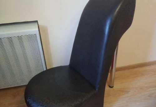 Кожанное кресло(Лабутен)