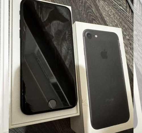 iPhone 7, 32 ГБ