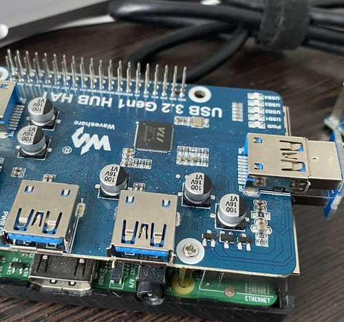 Raspberry pi 3B+, с дополнительным usb хабом