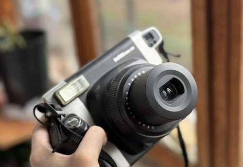 Компактный фотоаппарат instax wide 300