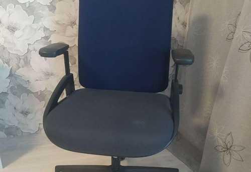 Компьютерное кресло Interstuhl