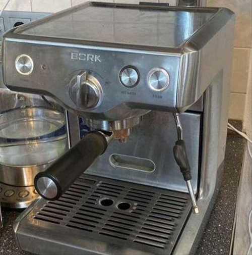Кофемашина Bork C800