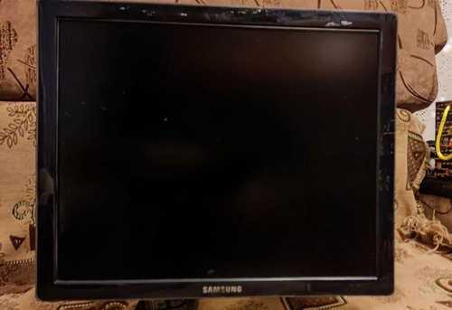 Монитор Samsung SyncMaster 971p 19"