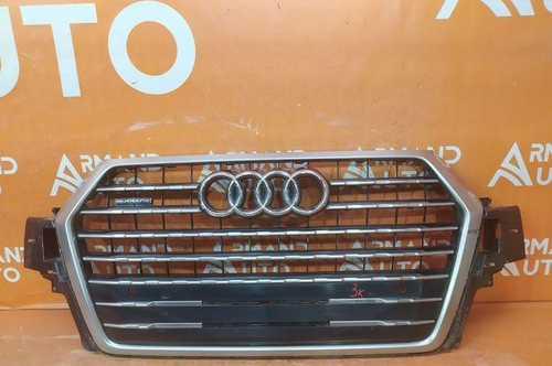 Решетка радиатора Audi Q7 2 4M 2015-Нв