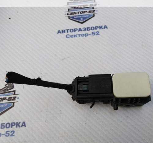 Датчик airbag передний Hyundai Santa Fe 2 CM