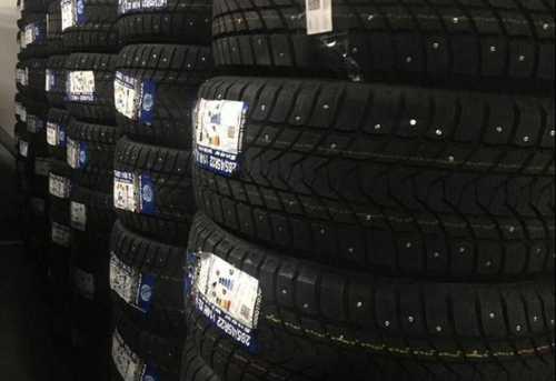 Tri Ace Snow White II 275/45 R21 110H