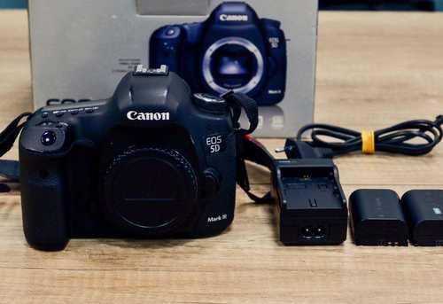 Canon EOS 5D Mark III body